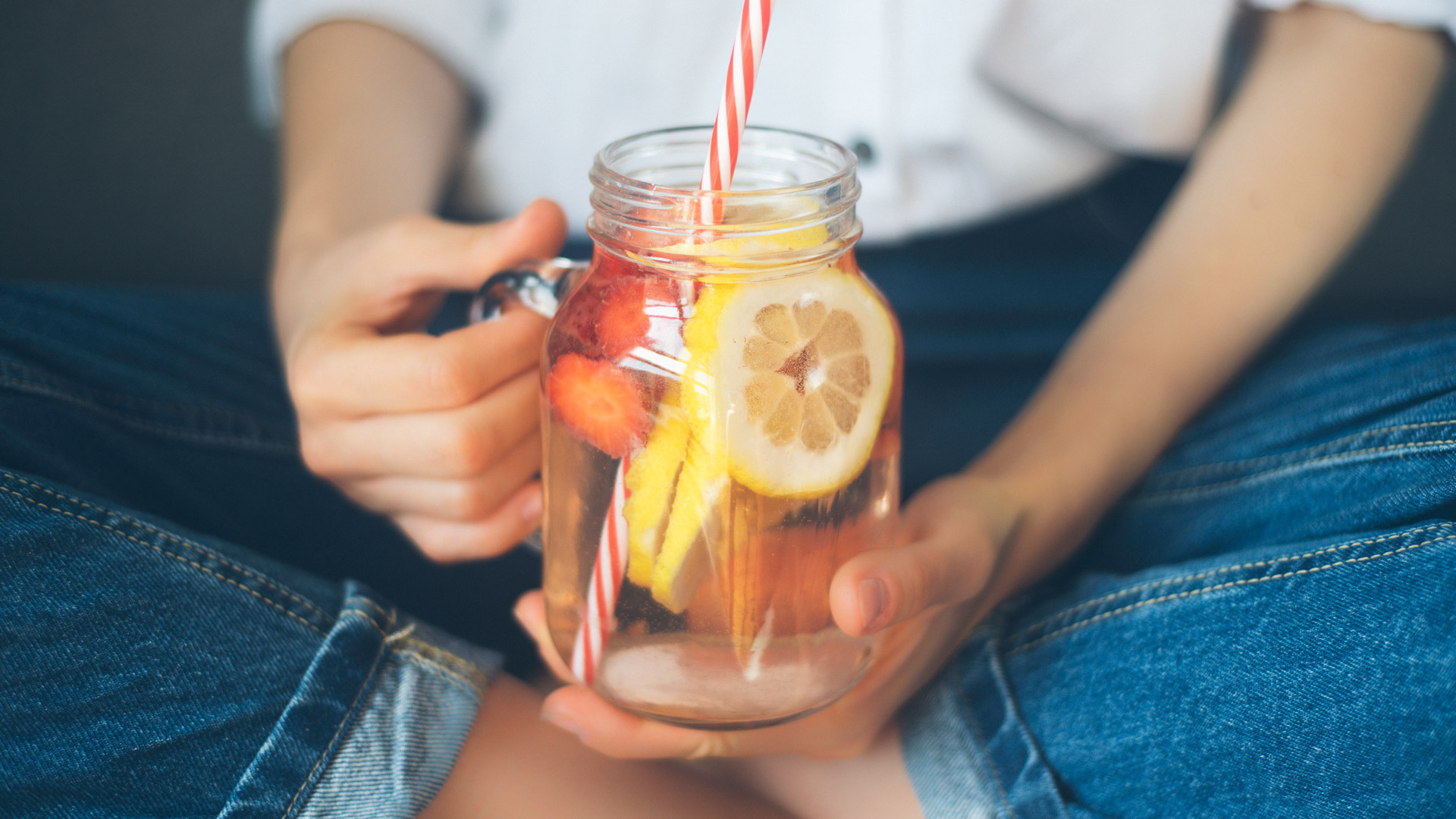 5 hydration hacks | The GoodLife Fitness Blog