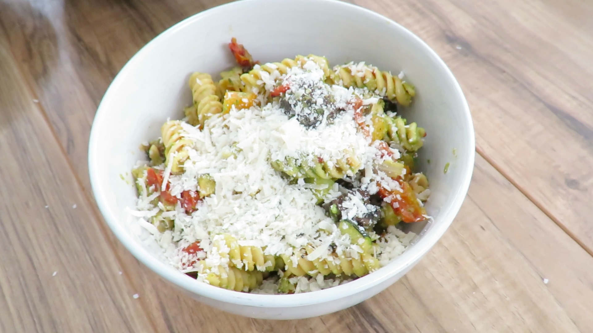 Sheet pan pasta with pesto | The GoodLife Fitness Blog