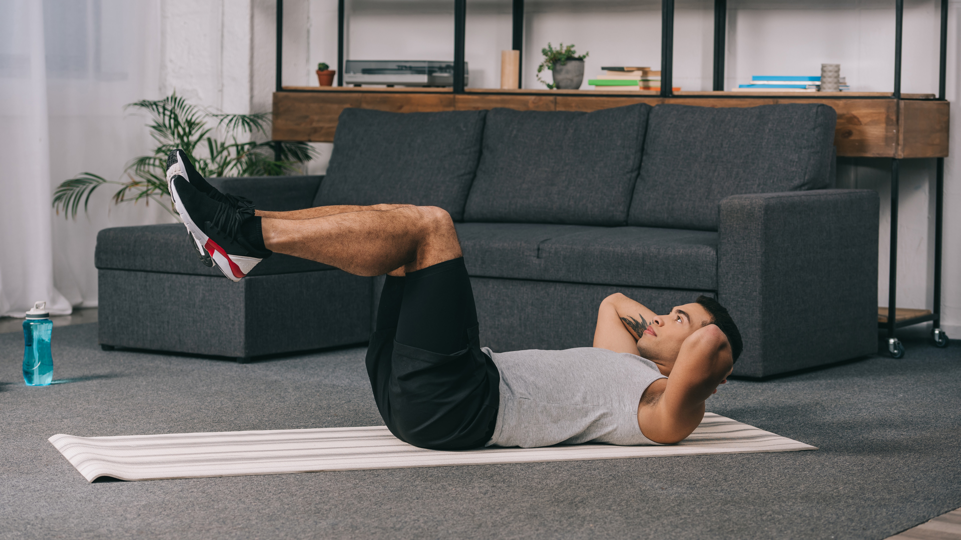Bodyweight ab workout | The GoodLife Fitness Blog